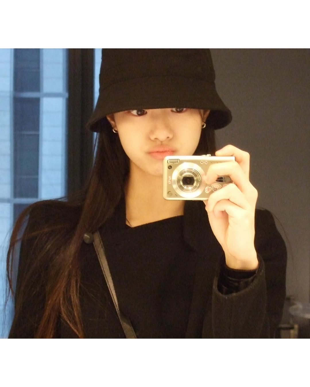 Former HYBE Idol Kim Garam Launches Instagram Account - Koreaboo