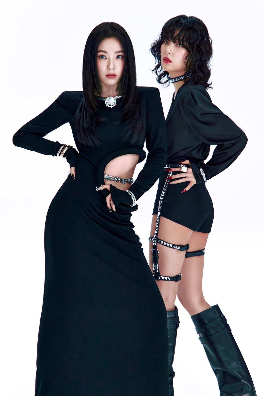 KISS OF LIFE Julie's New Activity Sparks Fury Amid Huge "Racist" Controversy - Koreaboo