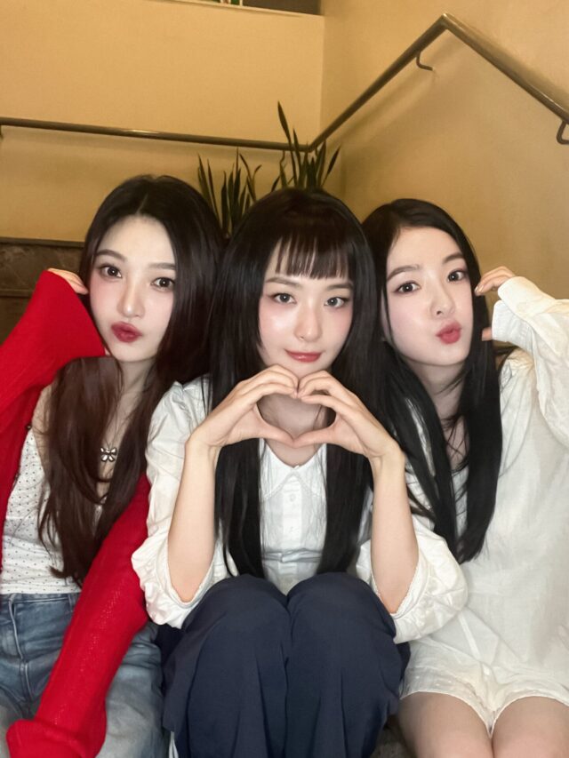 Red Velvet's Chemistry As Three Members Sparks Hot Reactions - Koreaboo