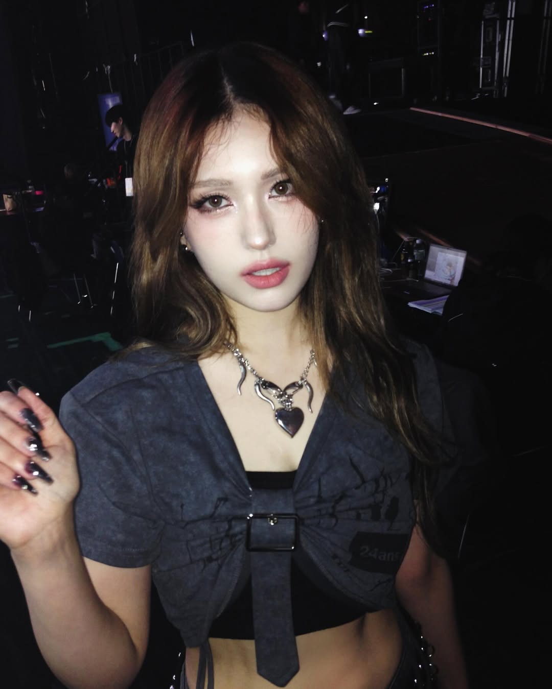 Somi Faces Backlash Over Recent Tweet - KPOP HIT