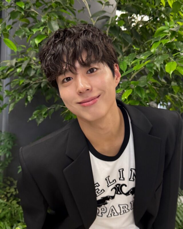 Actor Park Bo Gum's True Personality Revealed In Viral Post About His ...