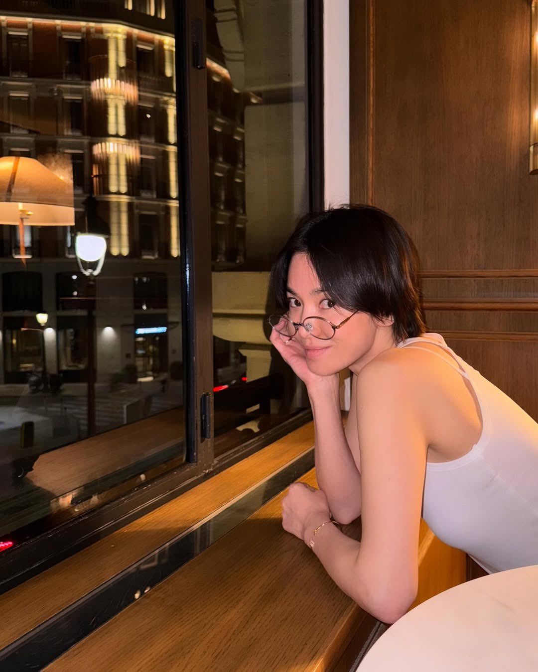 Top Actress Flaunts Unbelievable Visuals At 43 Years Old - Koreaboo