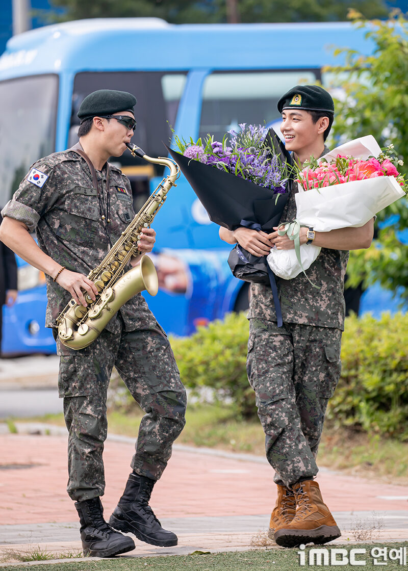 Scene Of BTS V And RM's Military Discharge Triggers Outrage - Koreaboo