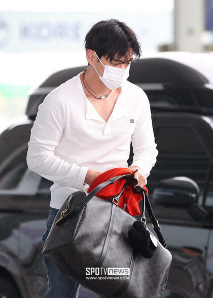 BTS's V Heads To First Schedule Since Military Discharge - Koreaboo