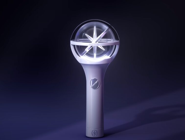 KATSEYE's New Lightstick Receives Mixed Reactions - Koreaboo