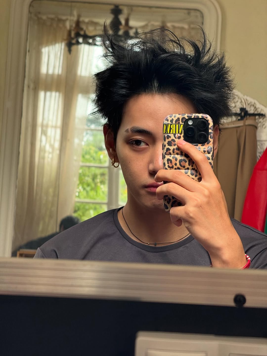 BTS's V Breaks The Internet With Huge Muscles In New Photos - Koreaboo