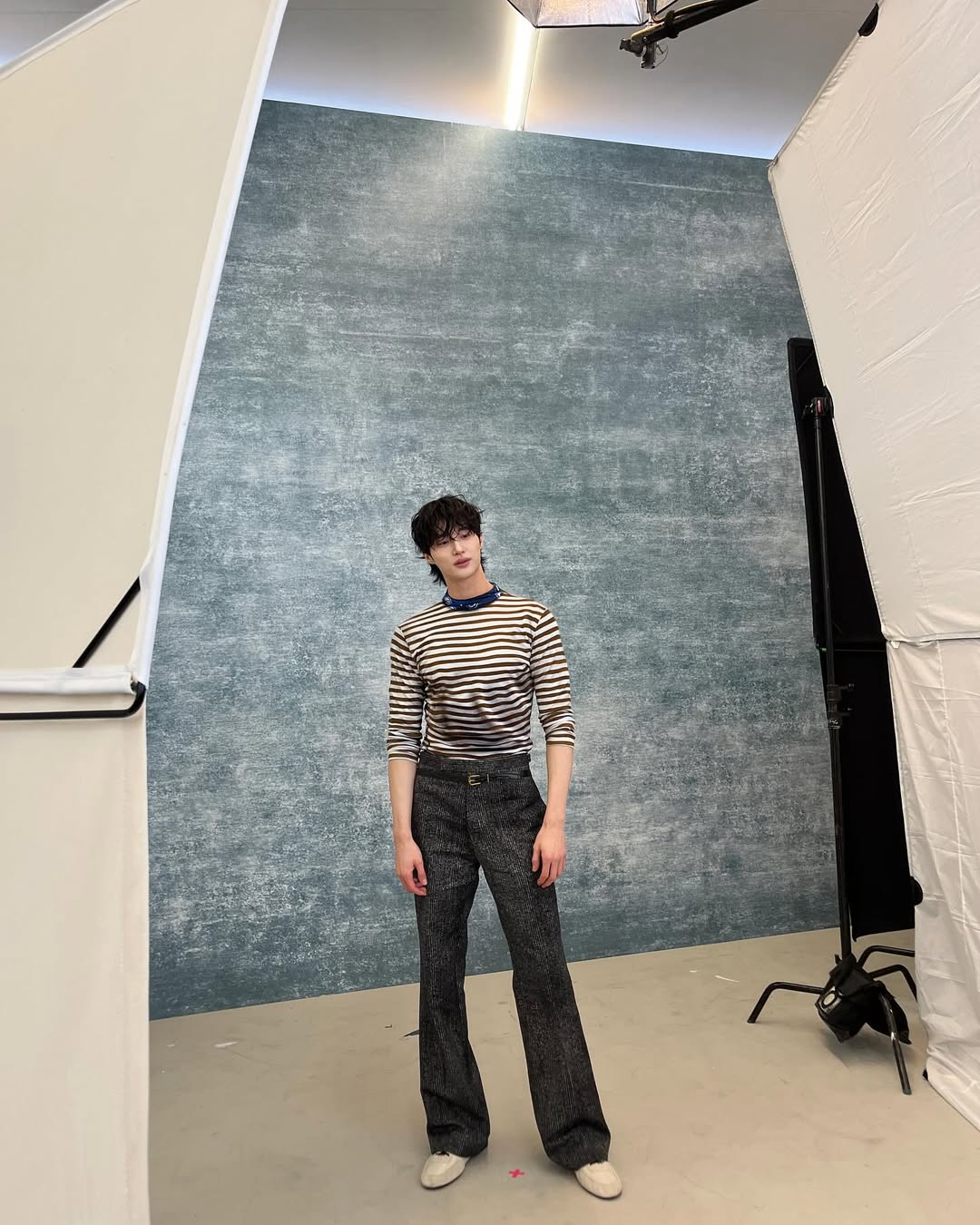 Byeon Woo Seok's 190CM Height Is Going Viral For Causing "Trouble" For ...