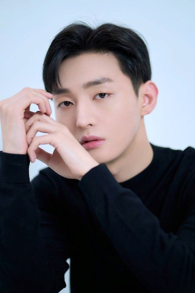 "Broke, Gay Man Falls For His Cousin" - Controversial BL K-Drama Plot Triggers Outrage - Koreaboo