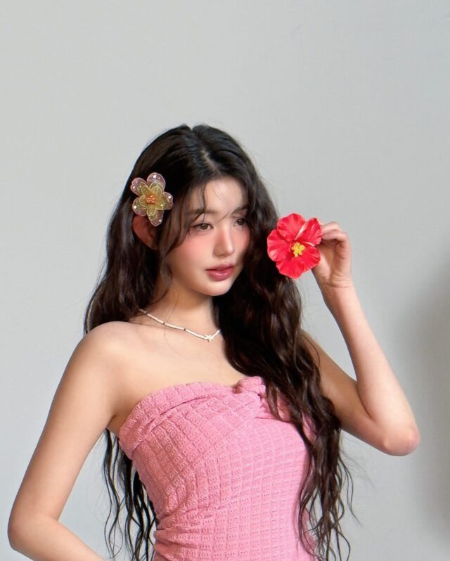 Is Wonyoung No Longer IVE's Center? Viral Post Sparks Heated Debate - Koreaboo