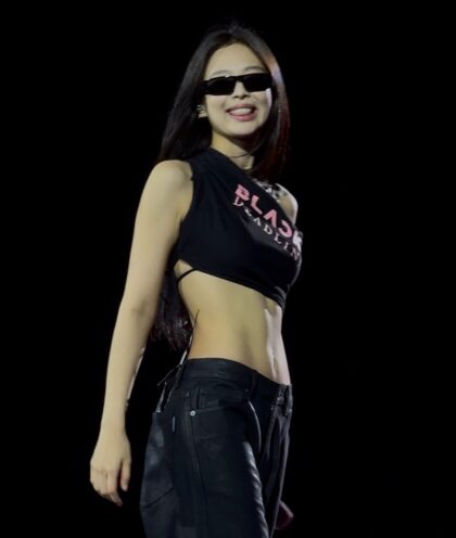 BLACKPINK Jennie's Body Proportions Throughout The Years Become A Hot ...