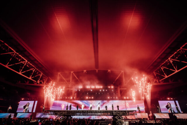 Day 1 Of SEVENTEEN's World Tour "NEW_" In Hong Kong - Koreaboo