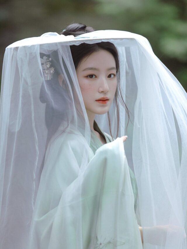 i-dle's Shuhua Breaks The Internet With Breathtaking Traditional ...
