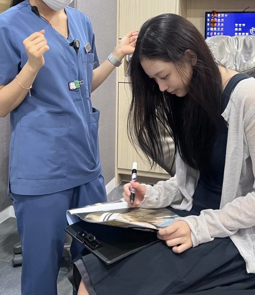 NJZ (NewJeans) Haerin’s Latest Appearance Surprises Netizens - Koreaboo
