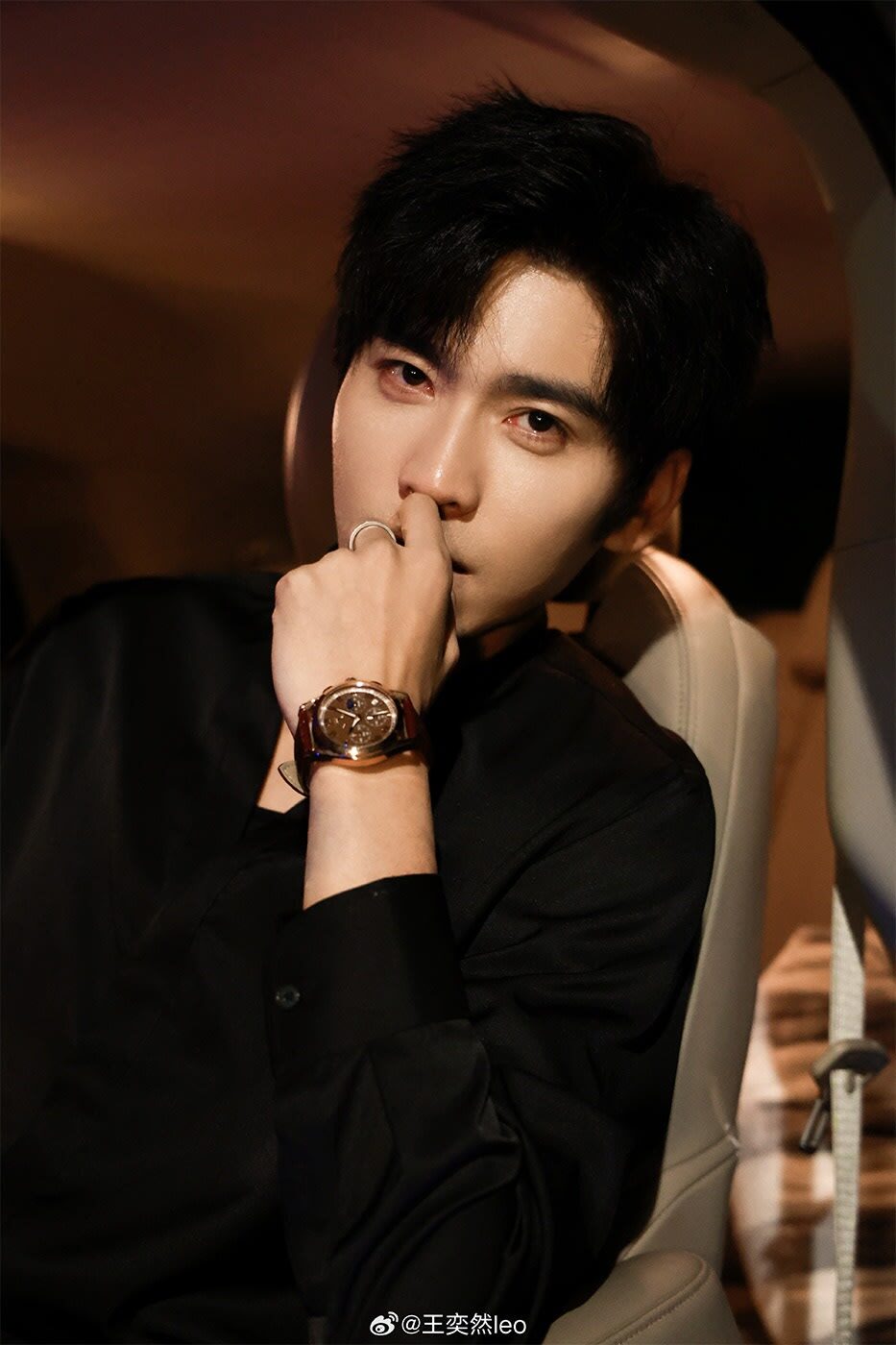 Popular Actor Spotted With Ex-Girlfriend A Month After Their Breakup - Koreaboo