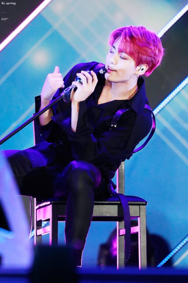 Jungkook Or V? The BTS Member With The Strongest Stage Presence - Koreaboo