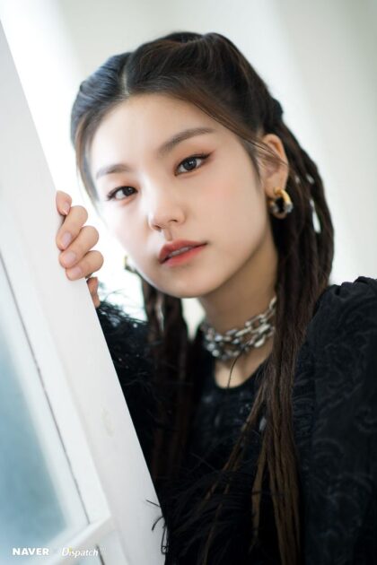 ITZY's Yeji Shocks With Princess Visuals Following Insane Transformation - Koreaboo