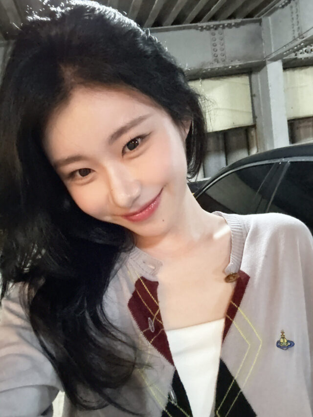 Popular Idol Caught "Flipping Off" Fans On Camera - Koreaboo