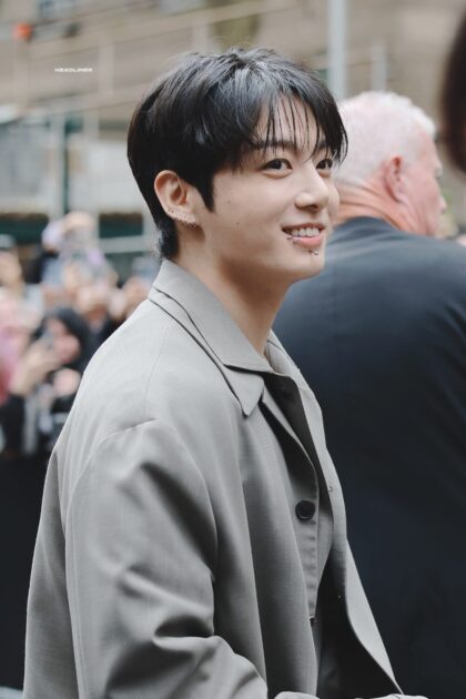 HYBE Group's Reaction To BTS Jungkook's Unexpected TikTok Goes Viral ...