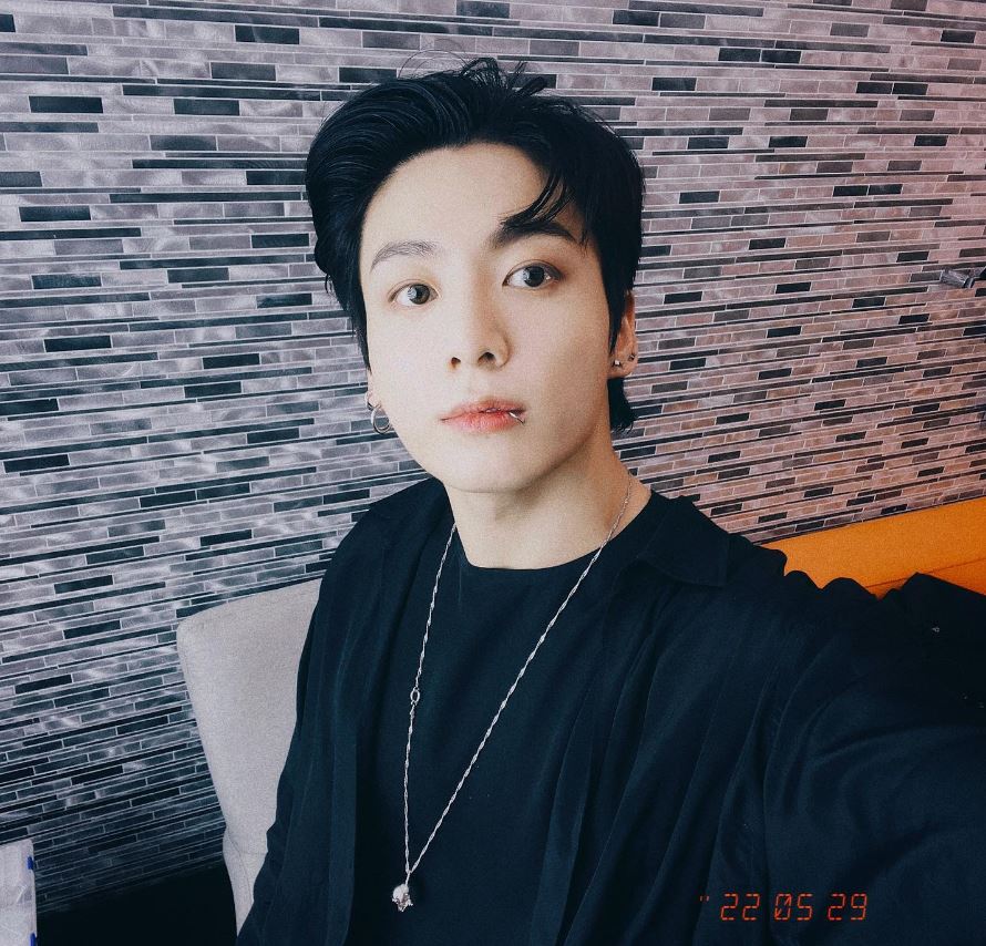 BTS's Jungkook Stirs Up Major Backlash During Recent Live Broadcast ...