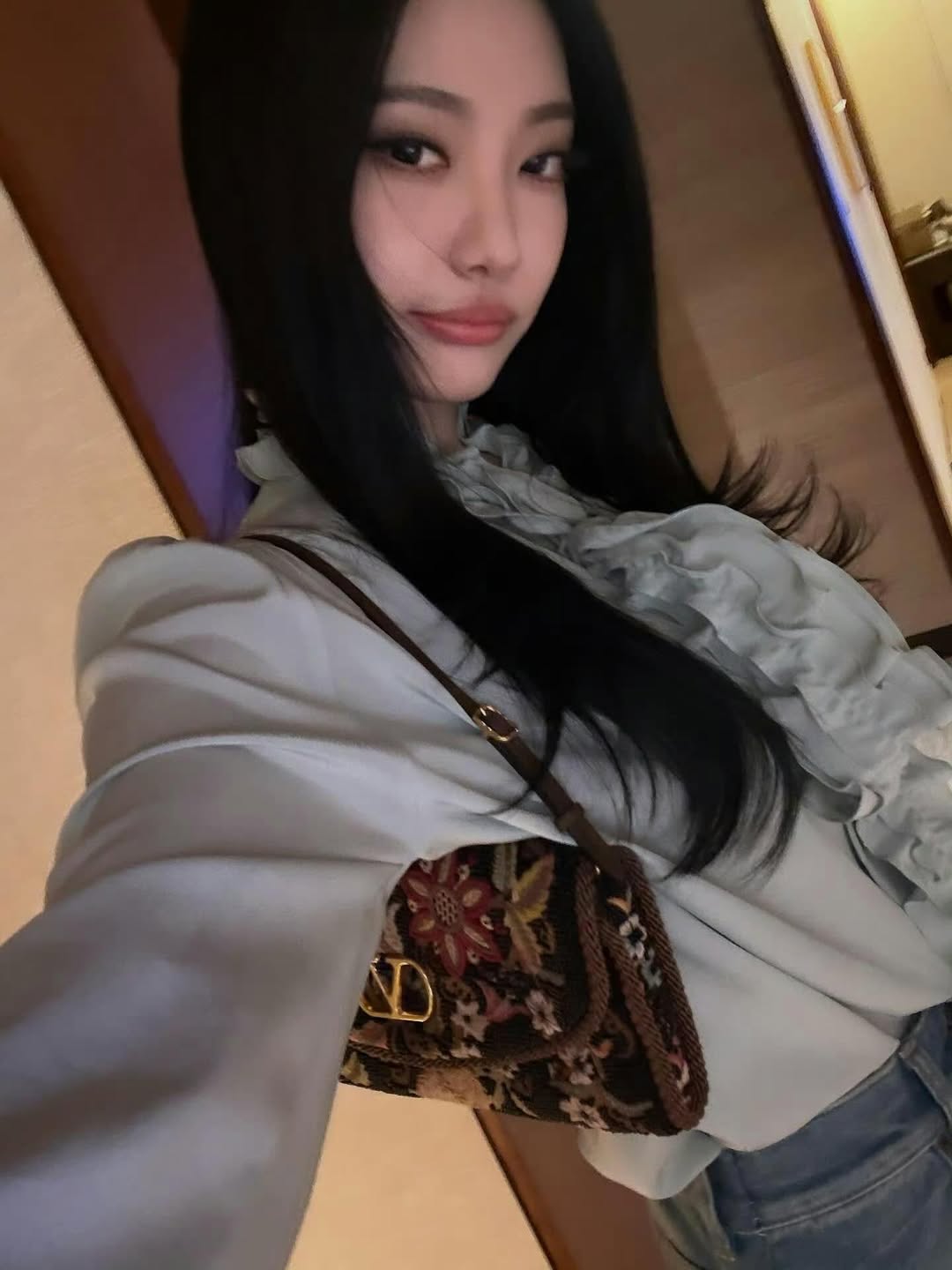 aespa's NingNing Shockingly Drops To The Floor In Exhaustion - Koreaboo