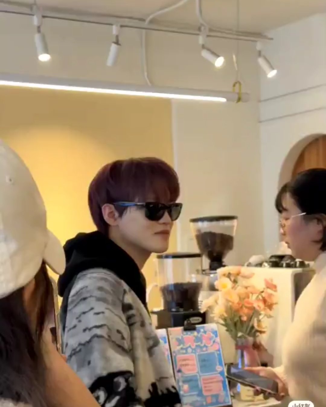 Cafe Owner’s Apology To NCT DREAM’s Chenle Only Adds More Fuel To The ...