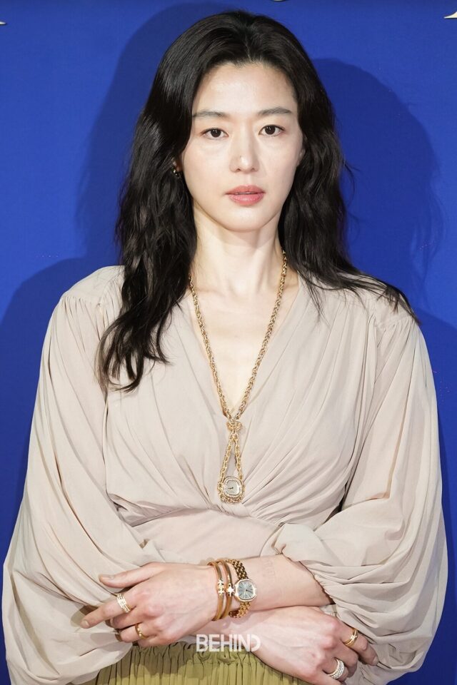 Netizens Psyched As K-Drama Confirms Casting Of Two Legendary Visuals ...