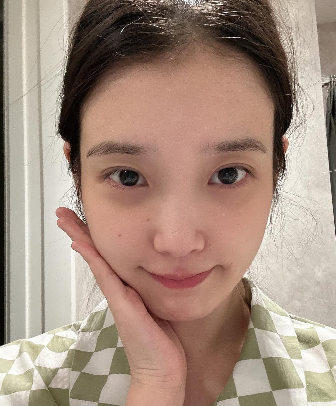 Popular Singer-Turned-Actress Proves To Be A Hair Goddess - Koreaboo