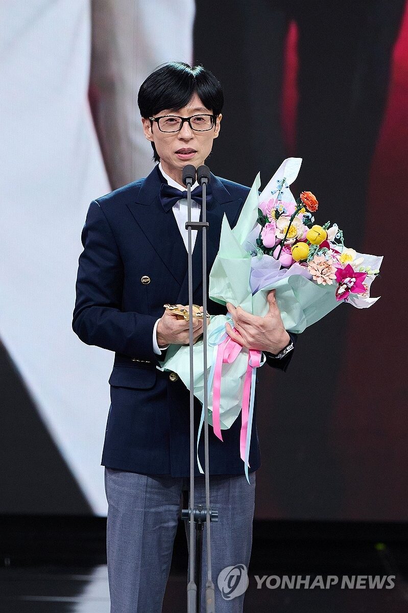 Yoo Jae Suk Dubbed "Classy" And "Big-Hearted" After His Calculated ...