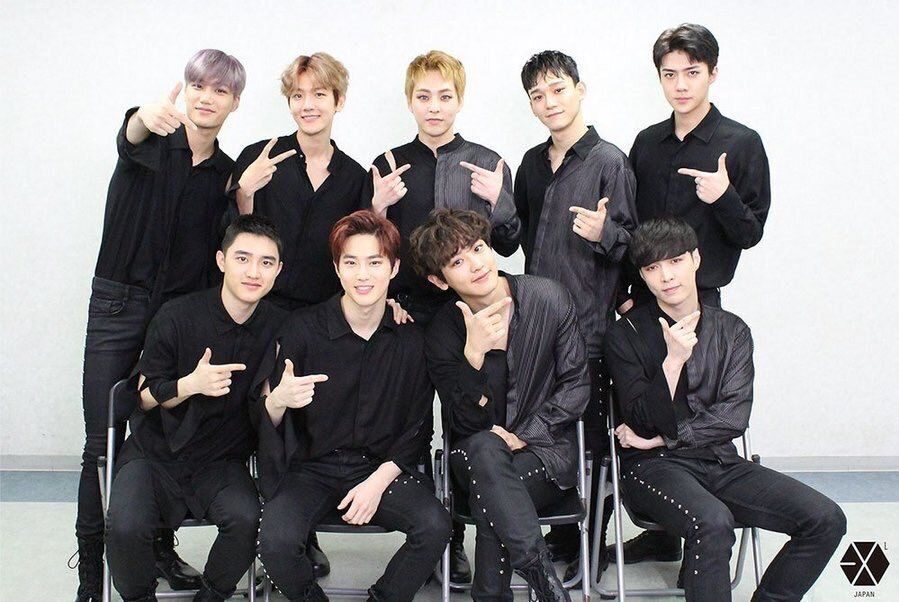 EXO's Latest Group Photo Triggers Controversy And Divided Reactions ...