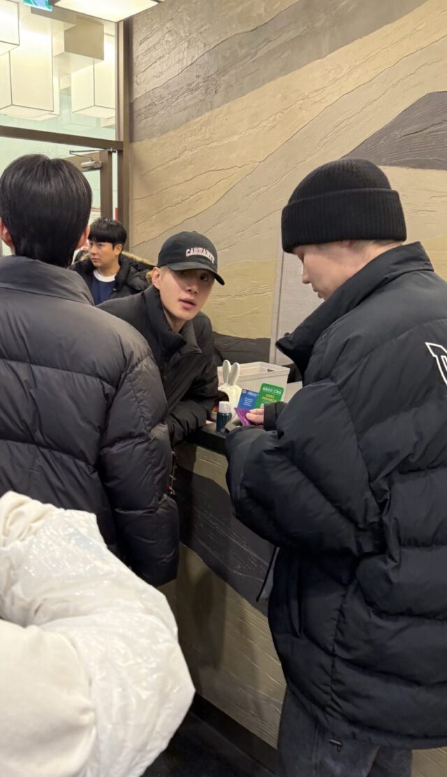 Netizen Accused Of Being An Anti-Fan After Viral Encounter With Popular ...