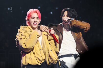 Top K-Pop Idols Recreate Infamous Coldplay Concert Cheating Meme - Koreaboo