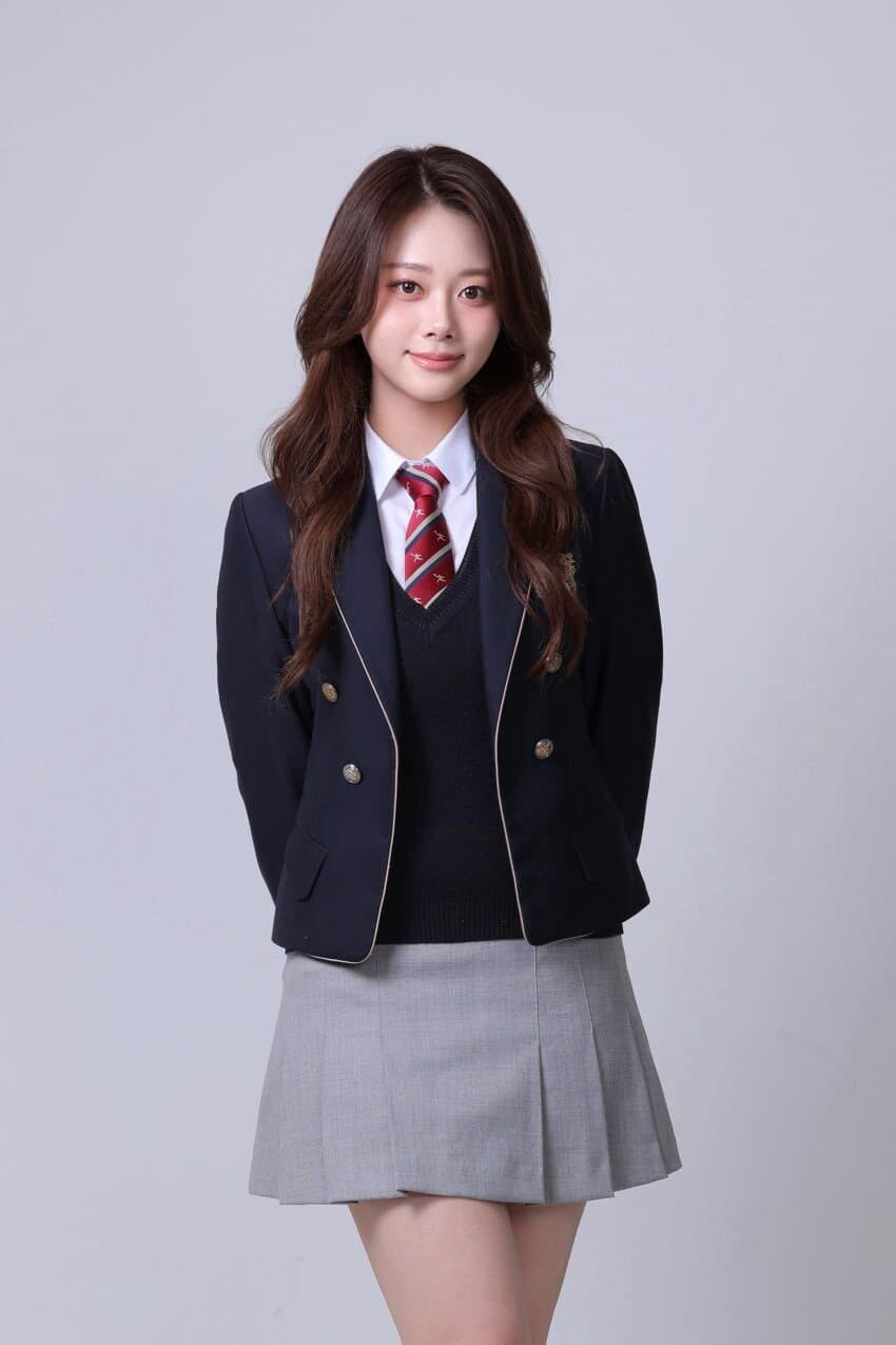 K-Pop Star Omitted From Hanlim Arts School Yearbook, Igniting Fan ...