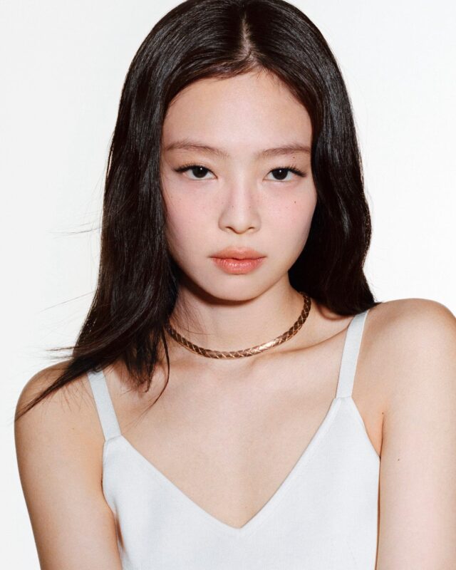 BLACKPINK's Jennie Appears Visibly Frustrated With Reporters At The ...