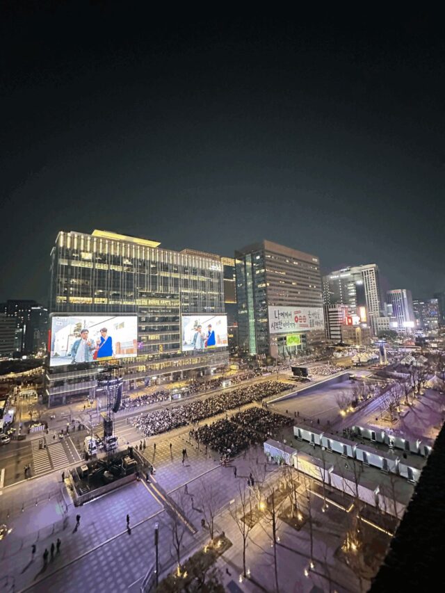 BTS's Comeback Concert Sparks Shock After Police Predicted 260,000 ...