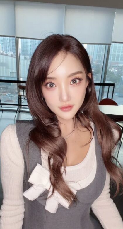 Legendary Girl Group Member Goes Viral For Unrecognizable Visuals ...